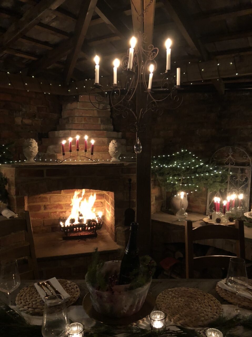 How I designed an outside room with an open fireplace – Katy at the Manor